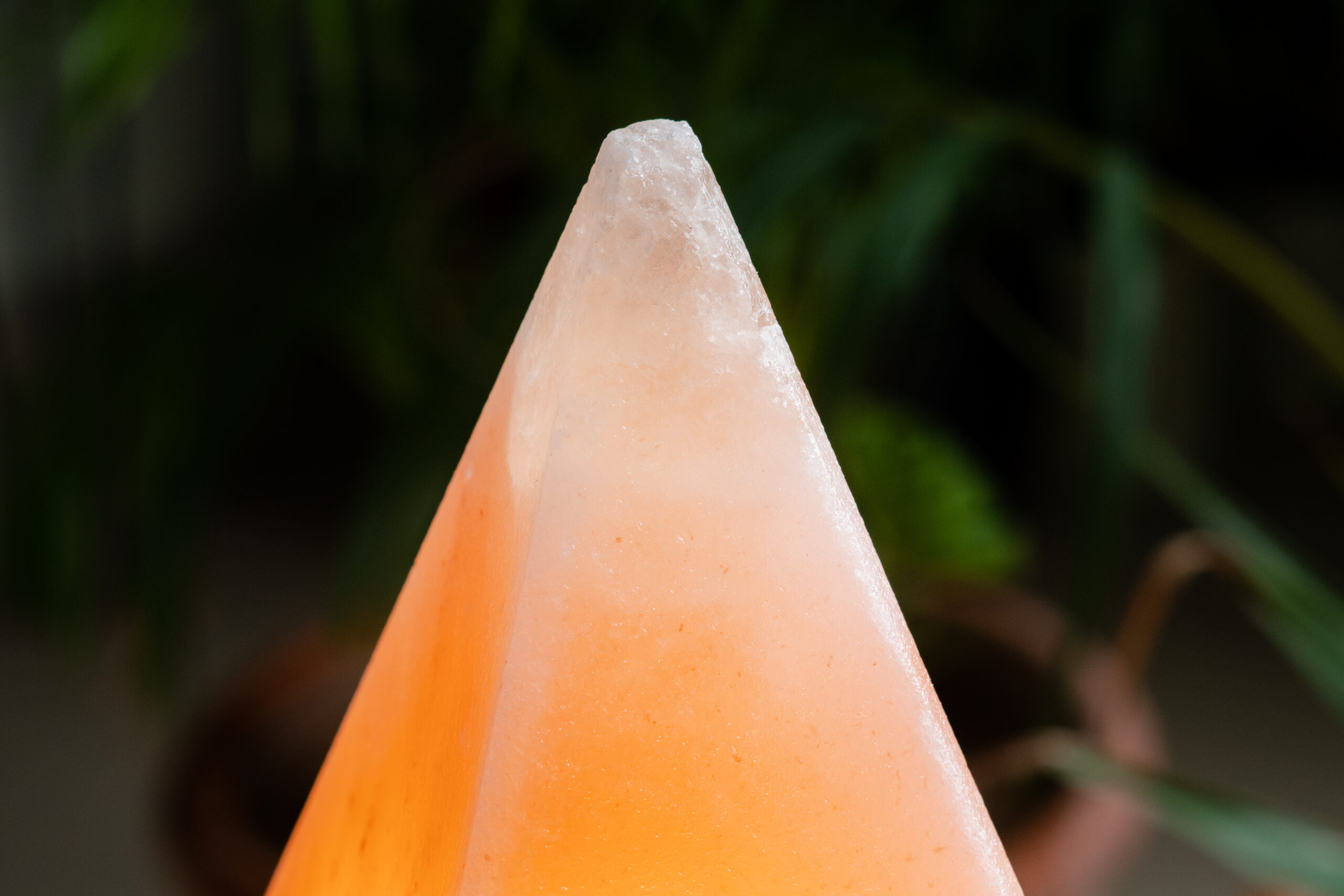Pointed Pyramid Lamp - PPI Foods